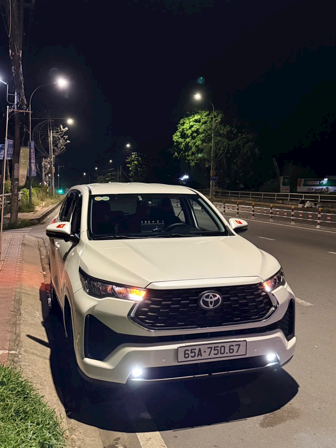 thuê xe toyota inova 2026 quá đẹp - Thuê xe Cần Thơ Bách Việt